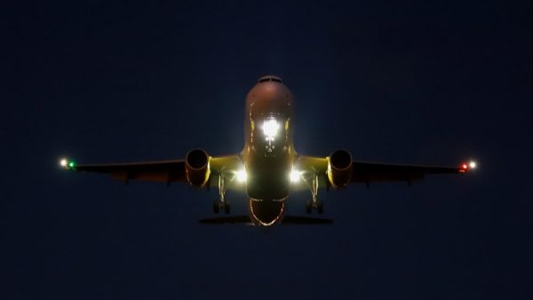 Airplane Lights - What Are They All For? - Aeroclass.org
